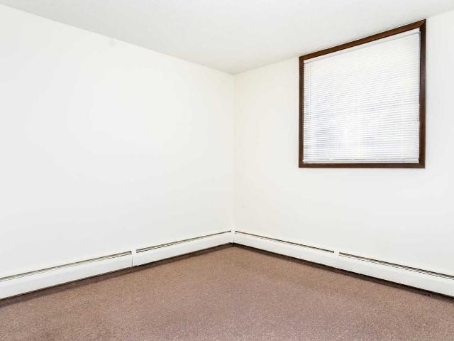 2626 Fremont Ave S 1 Bedroom Apartment for Rent at 2626 Fremont Ave S, Minneapolis, MN 55408 Lowry Hill East