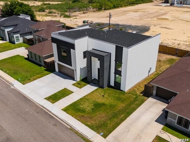 2626 Las Cimas Dr