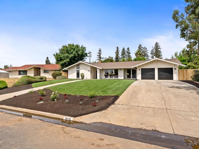 2626 W Scott Ave, Fresno, CA 93711 | MLS #646890 | Compass