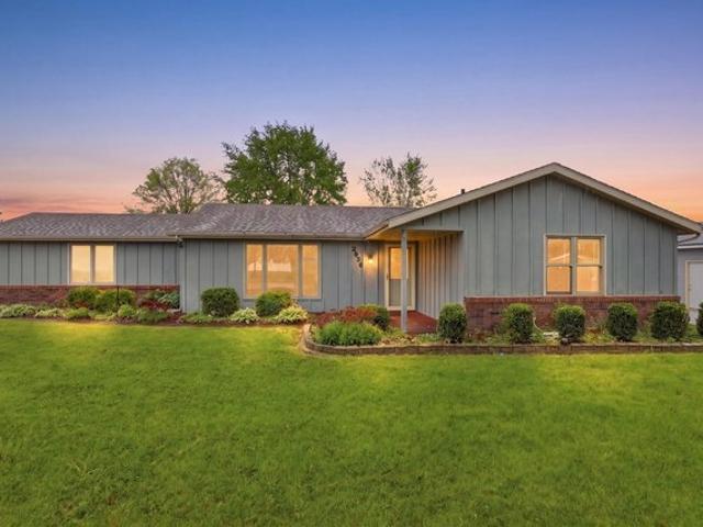 2626 W Rock Hill Ln, Zanesville, IN 46799