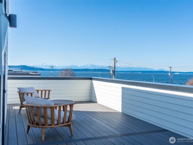 2626 58th Ave SW, Unit A, Seattle, WA 98116 | MLS #2524