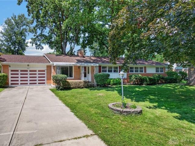 2627 Big Woods Trl, Beavercreek, OH 45431