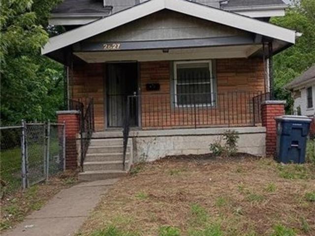2627 College Ave, Kansas City, MO 64127