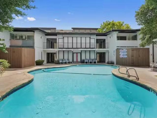 2627 Douglas Ave #206, Dallas, TX 75219