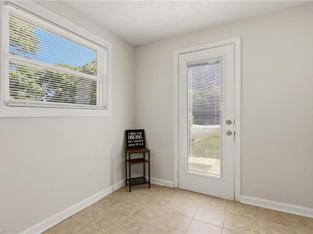 2627 Stratford Drive