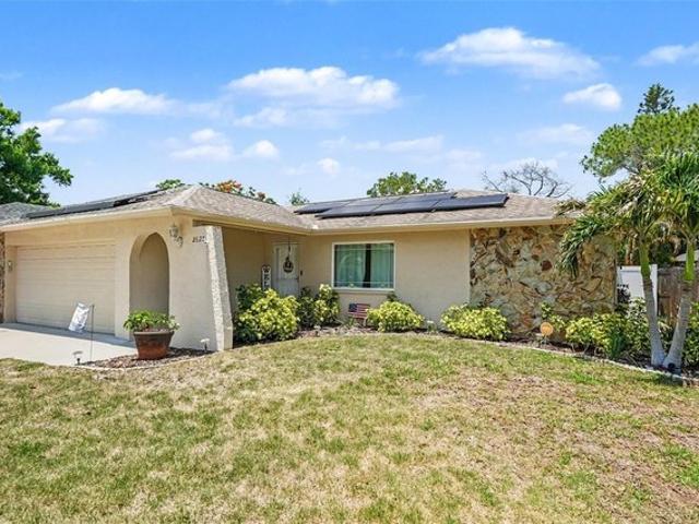 2627 Surrey Dr, Palm Harbor, FL 34684