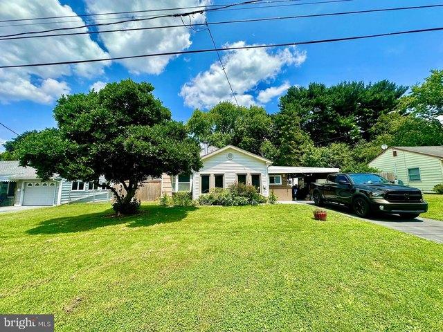 2627 Valley Rd, East Petersburg, PA 17520