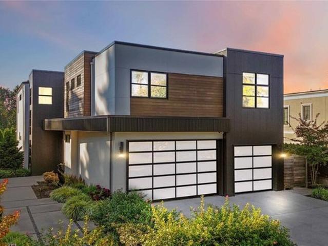 2627 78th Ave NE, Medina, WA 98039