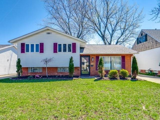 26288 Aaron Dr, Euclid, OH 44132