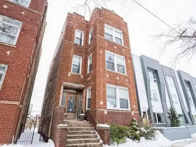2628 N. Ridgeway Avenue, Unit 3, Chicago, IL 60647