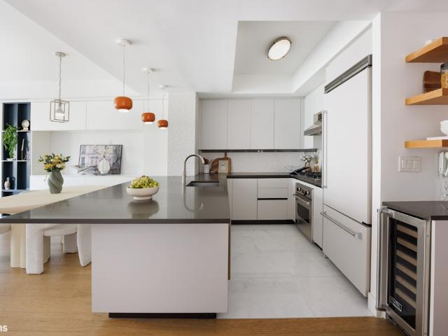 2628 broadway 9a