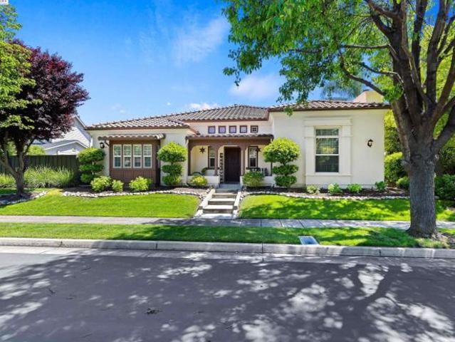 2628 Handstand Way, Tracy, CA 95377