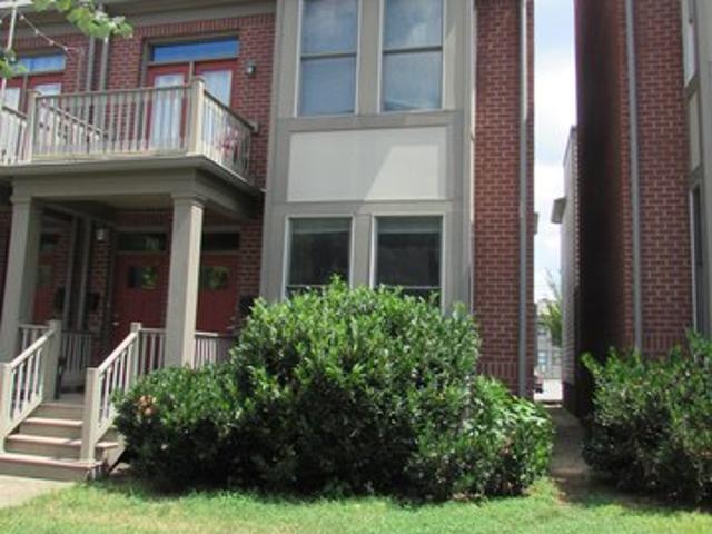 2628 W Grace St, Richmond, VA 23220