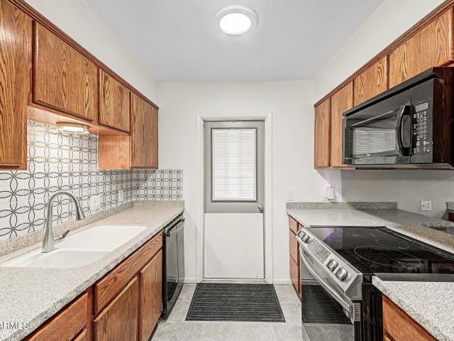 2629 N 73RD Place