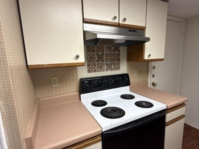 2629 Gwendolyn Ln, Unit B, Austin, TX 78748 | MLS #9764 | Compass