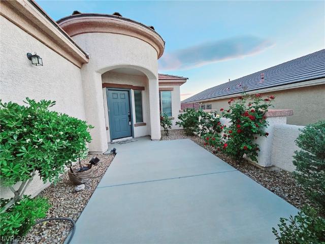2629 Rue Toulouse Ave, Henderson, NV 89044 | MLS #2770 | Compass