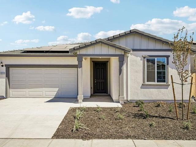 2629 Redtail Hawk Rd, Modesto, CA 95357