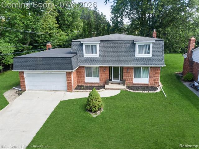 26207 Meadowbrook Way