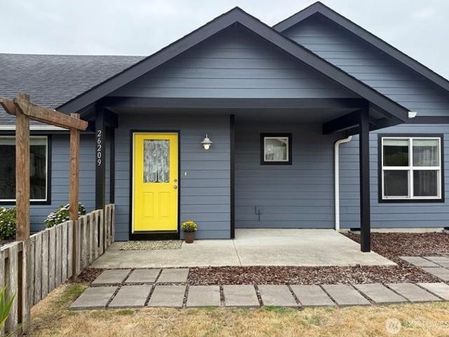26209 N Pl, Ocean Park, WA 98640