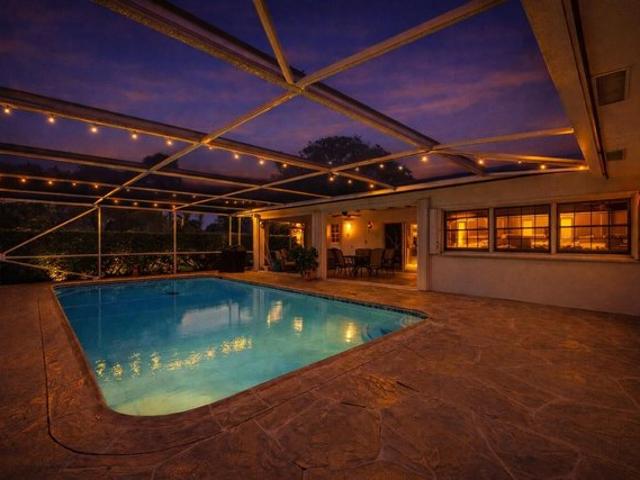 2620 NW 106th Dr, Coral Springs, FL 33065