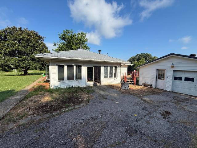 2620 Almo Road