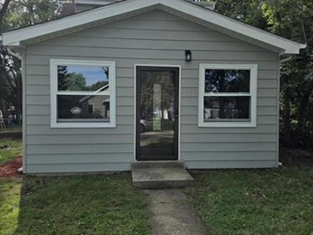 2620 Gilboa Ave, Zion, IL 60099