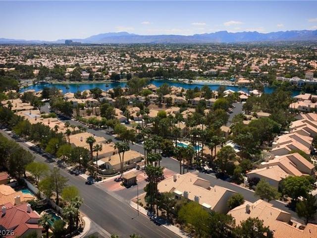 2620 Golden Sands Dr, Las Vegas, NV 89128