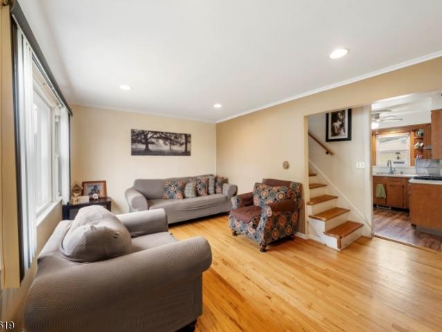 2620 Hamilton Ter