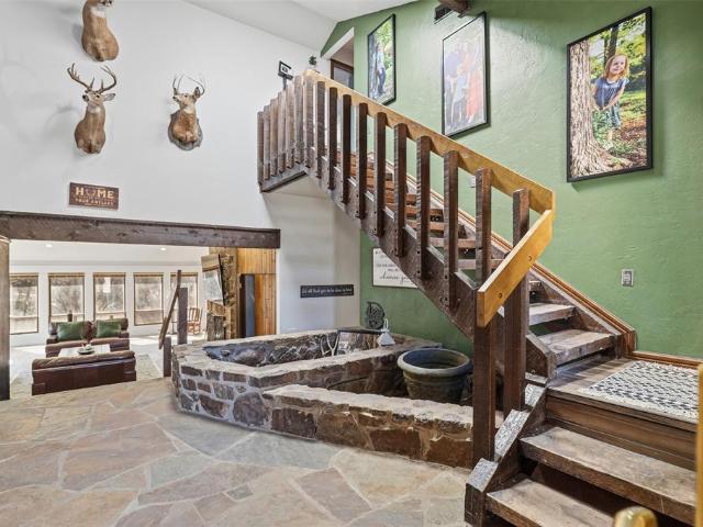 2620 Lost Trail Road
