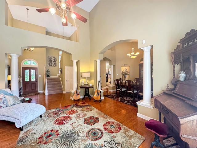 2620 sweet oaks cir