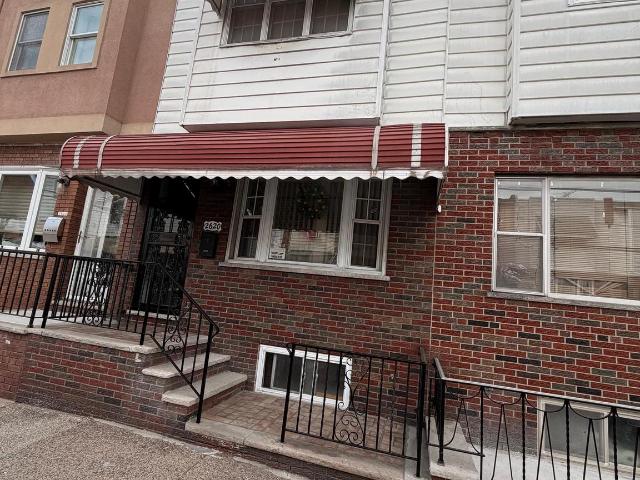 2620 S 10th St, Philadelphia, PA 19148 | MLS #PAPH2608 | Compass