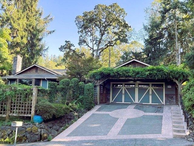 2620 W 22nd Ave, Eugene, OR 97405