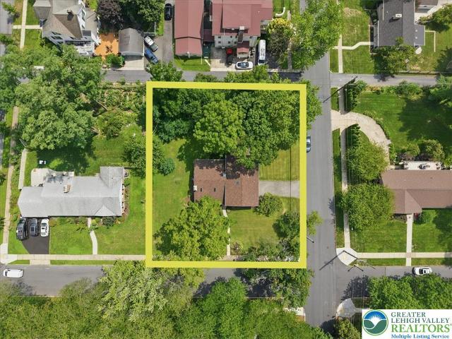 2620 W Livingston Street