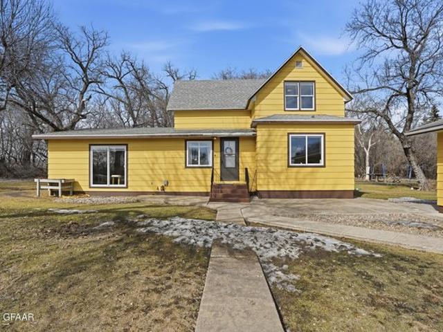 2620 5th Ave NE, Northwood, ND 58267