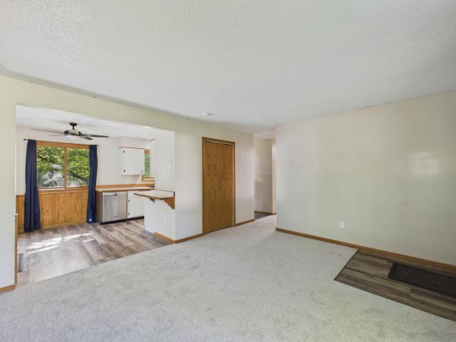 26215 6th Street W