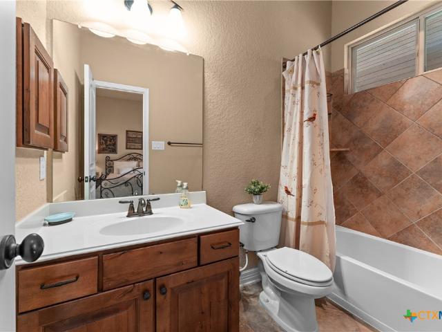 26219 Park Bend Dr, New Braunfels, TX 78132 | MLS #577893