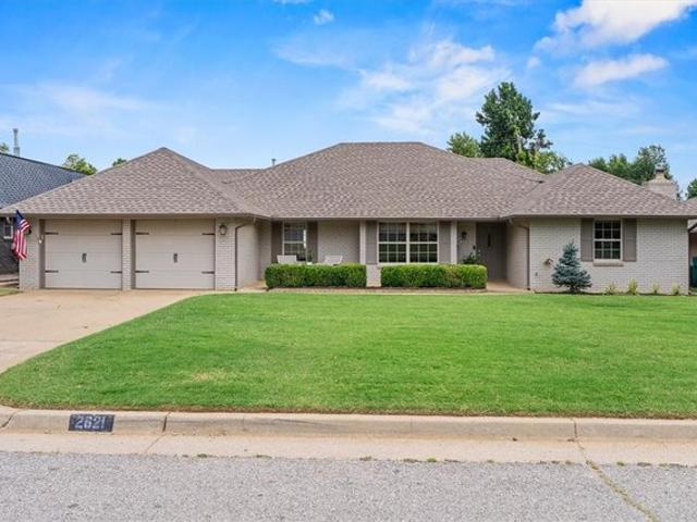 2621 NW 58th Pl, Oklahoma City, OK 73112