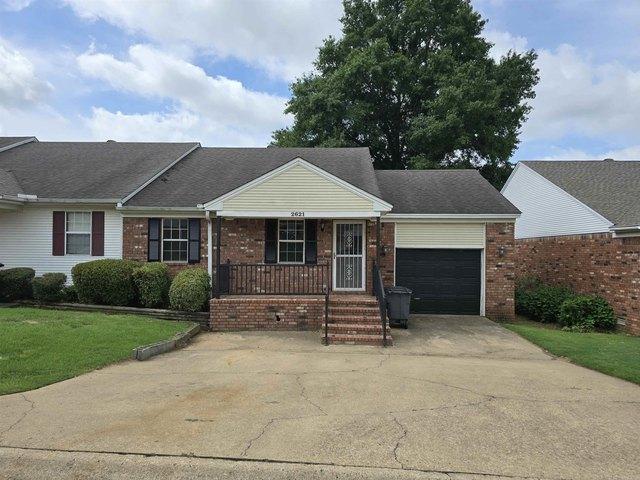2621 Oak Meadow Pl, Searcy, AR 72143