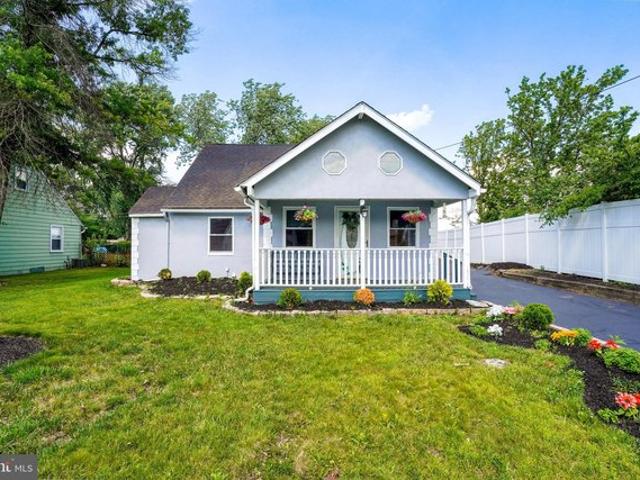 2621 Old Welsh Rd, Willow Grove, PA 19090