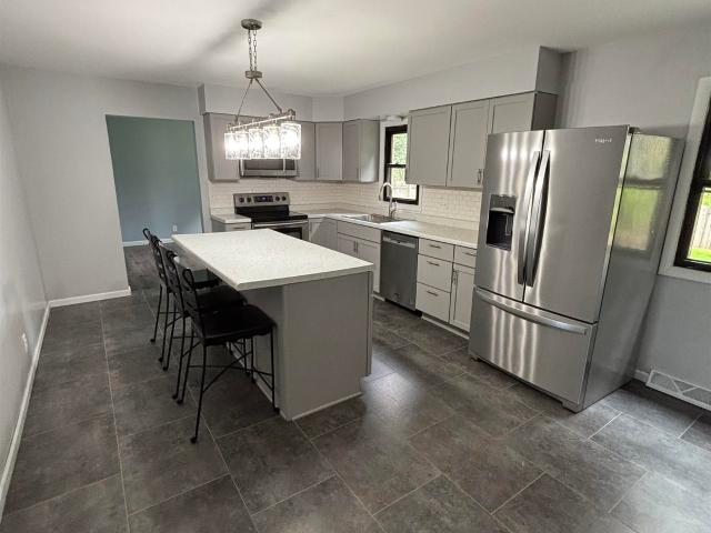 2621 Bonny Lane