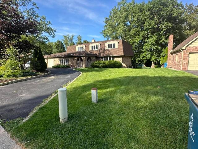 2621 Hickory Drive