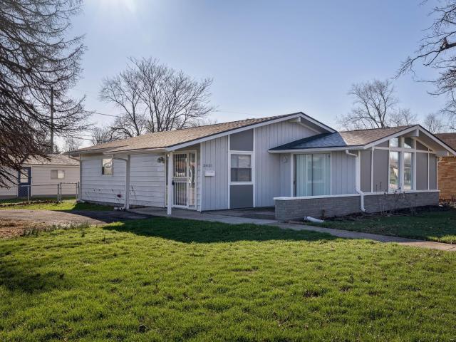 2621 Hillside Ave, Indianapolis, IN 46218 | MLS #22088