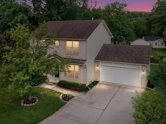2621 Konrad Ct, Auburn Hills, MI 48326