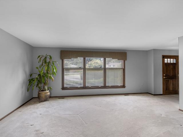 2621 Landwehr Road