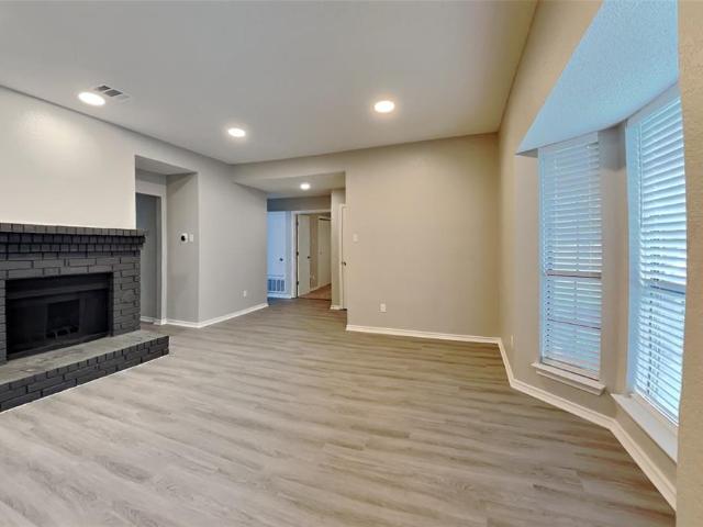 2621 Primrose Lane