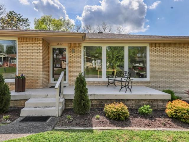 2621 Ravine Dr