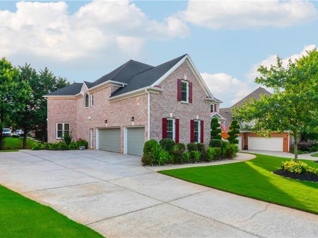 2621 Trailing Ivy Way