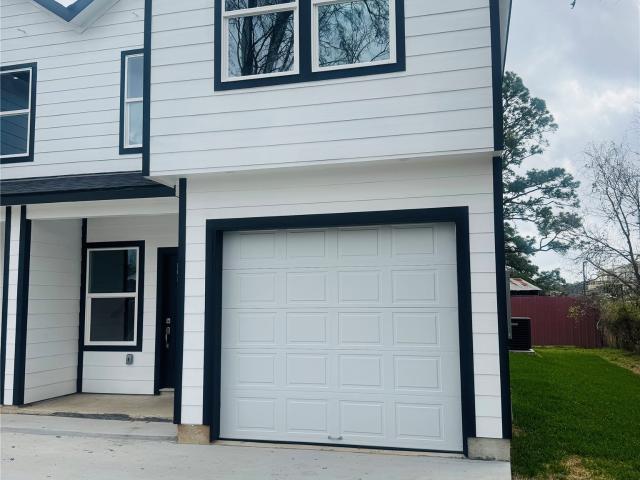 2622 Metcalf St, Houston, TX 77012 | MLS #12681 | Compass