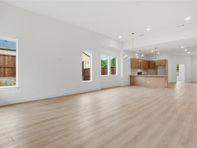 2622 Bainbridge Drive