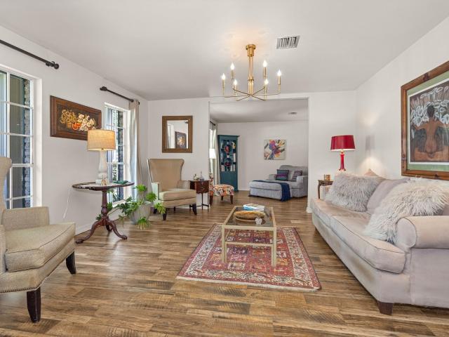 2622 Hollow Hook Road